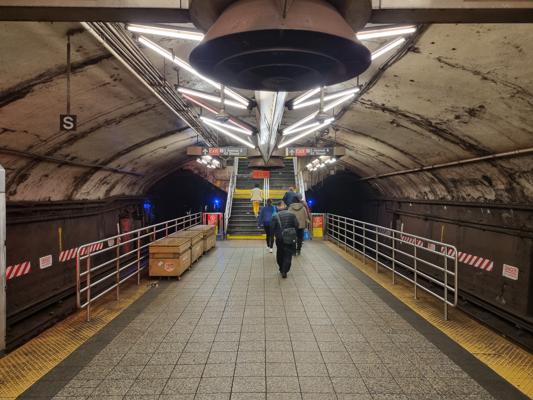 (7) IRT Flushing Line – Secrets of the Subway