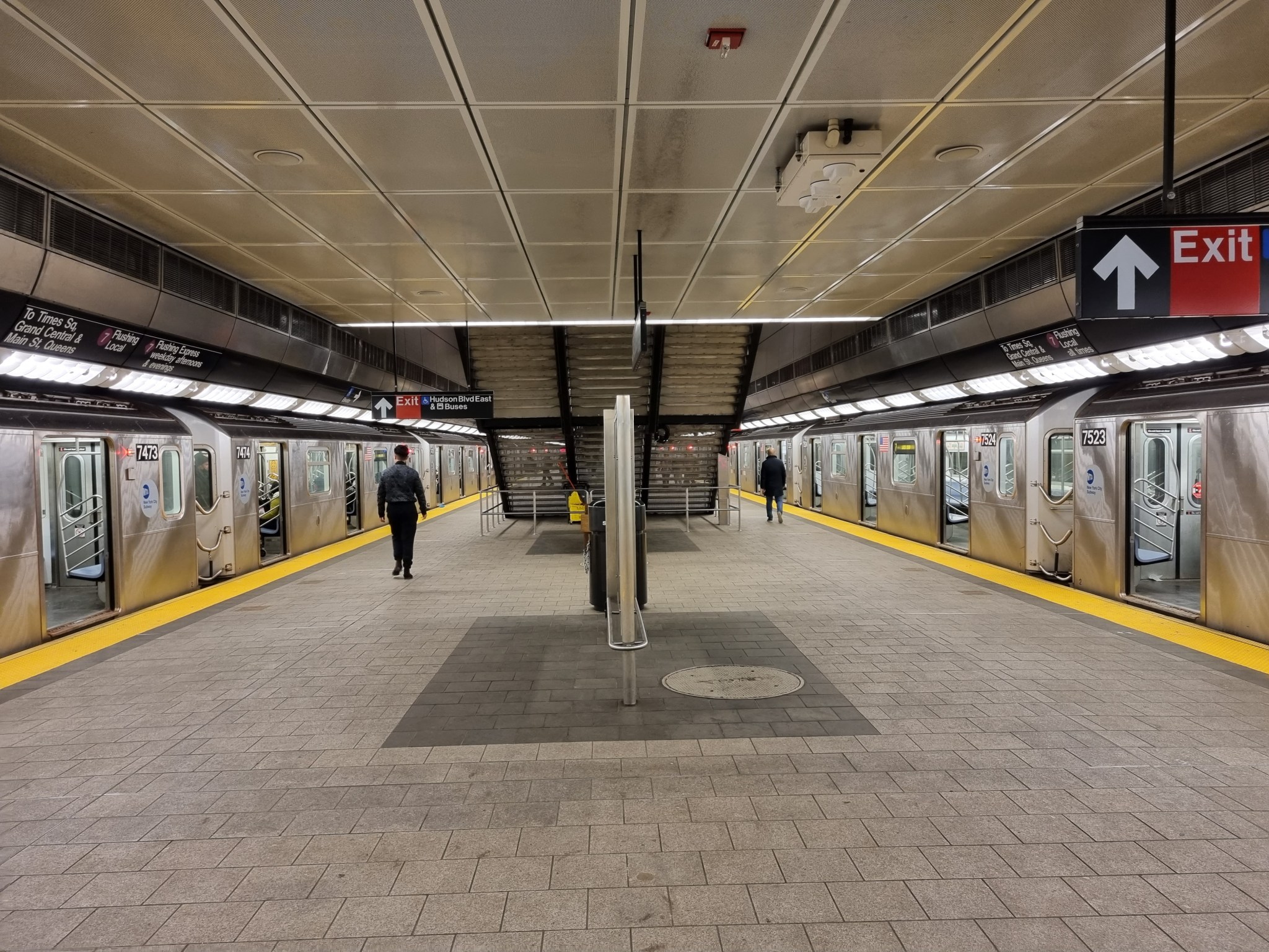 (7) IRT Flushing Line – Secrets of the Subway