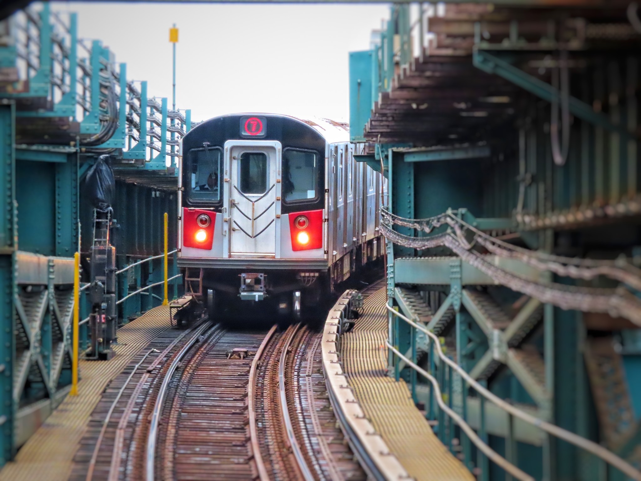 (7) IRT Flushing Line – Secrets of the Subway
